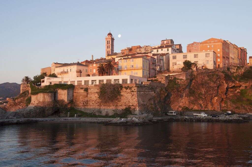 Que faire à Figari ? Top activités et incontournables à visiter | Transavia