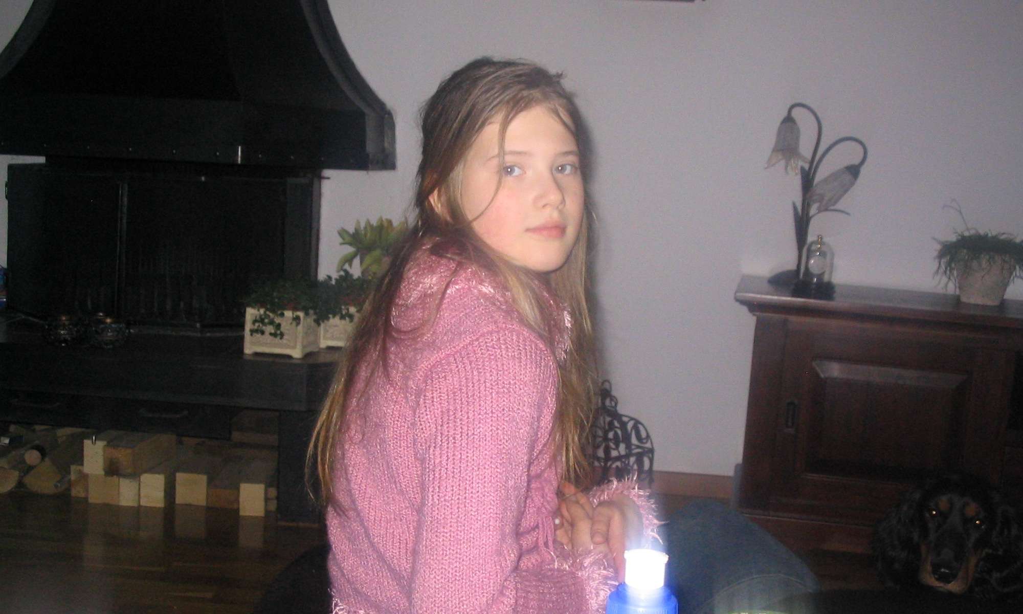 Stewardess Mandy fights against bullying in Miss World pageant